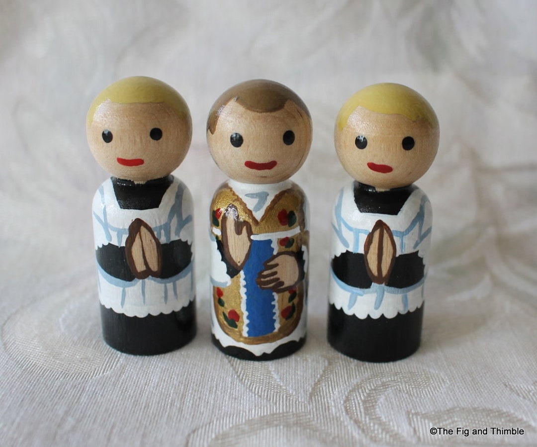 Priest and Altar Boys Peg Dolls Set of Three gold and Blue Vestments ...