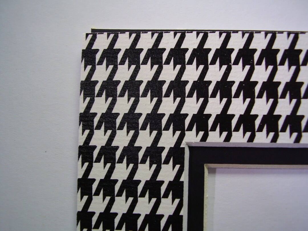 Picture Mat Double Houndstooth Print Black and White Animal Print 16x20 ...