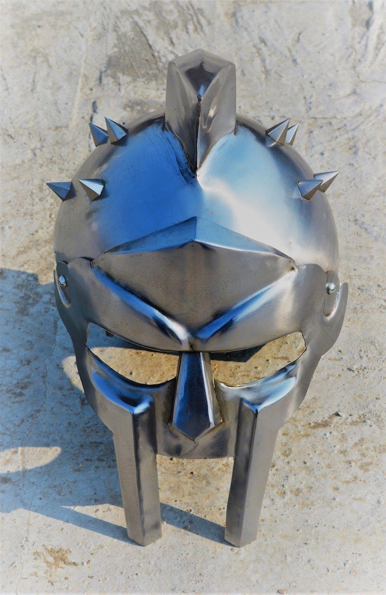 Greek Gladiator Helmet – Maximus Decimus Meridius-inspired Role-play ...