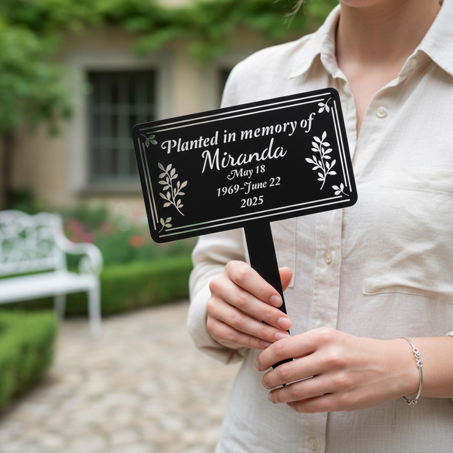 Personalized Memorial Garden Stake, in Memory of Name & Dates Plant ...