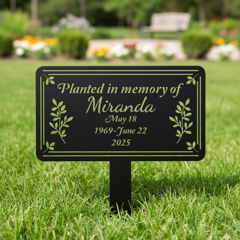 Personalized Memorial Garden Stake, in Memory of Name & Dates Plant ...