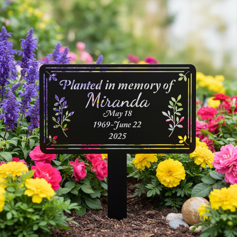 Personalized Memorial Garden Stake, in Memory of Name & Dates Plant ...