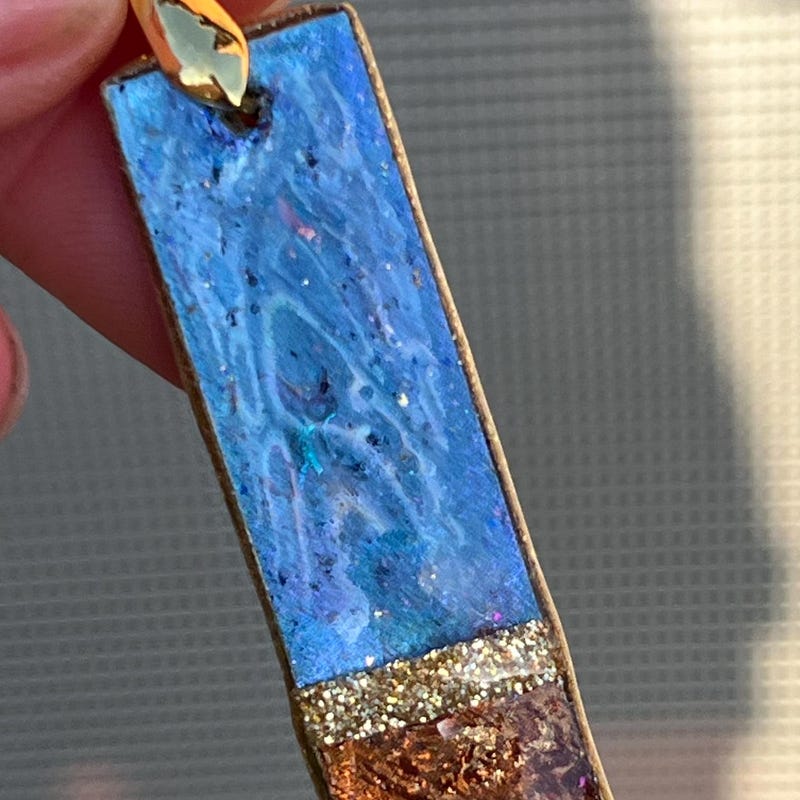 Color Shifting Necklace - Etsy UK