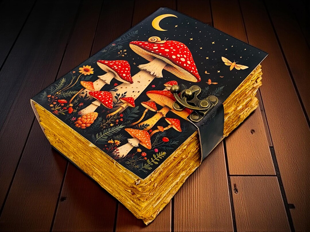 Handmade Mushroom Leather Grimoire – Witch Spell Book With Lock - Etsy