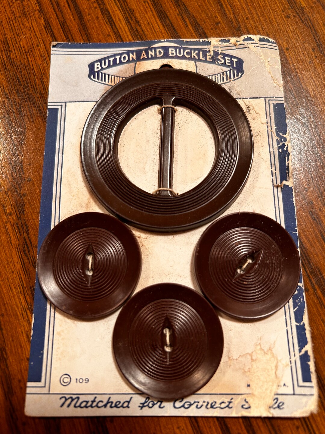 Great Set of 3 Vintage 1940s 1 3/8" Round Ridged Buttons and 2 3/8 ...