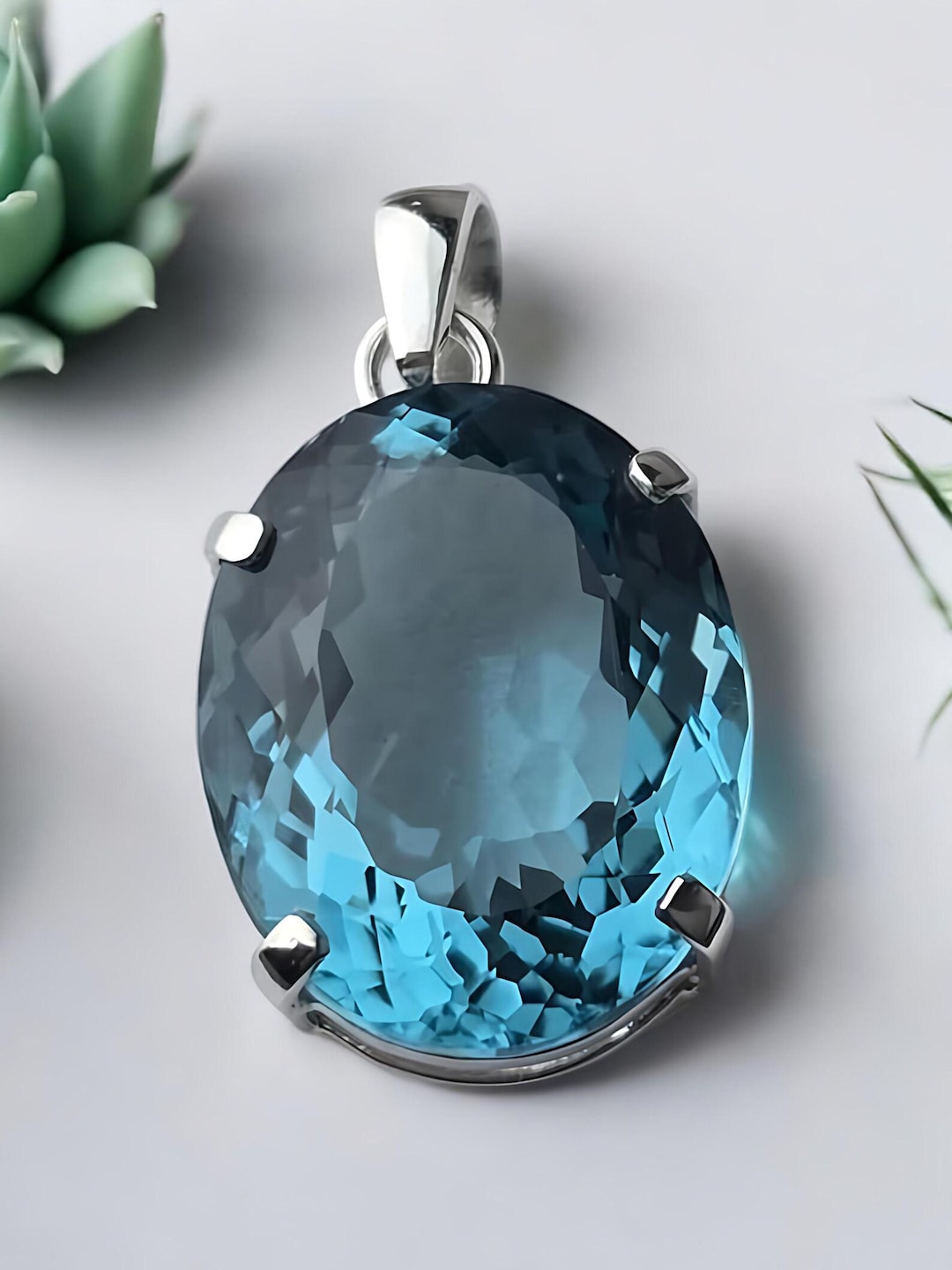 Santa Maria Aquamarine Pendant: Oval Blue Gemstone, 925 Sterling Silver ...