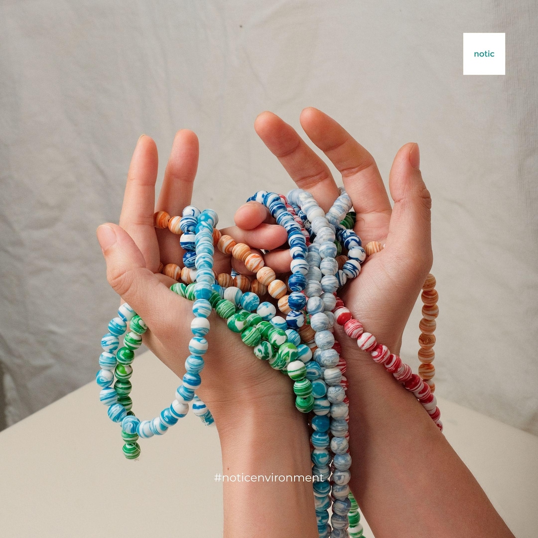 Recycled Plastic Beads 8mm: DIY Jewelry Craft Supplies, 100pc Pack - Etsy