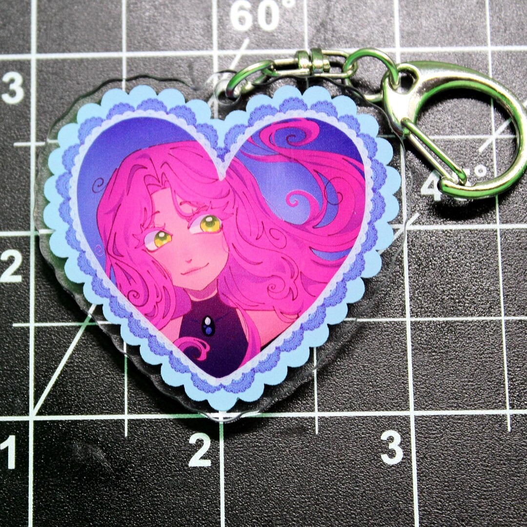Mizi Alien Stage Heart Keychain - Etsy