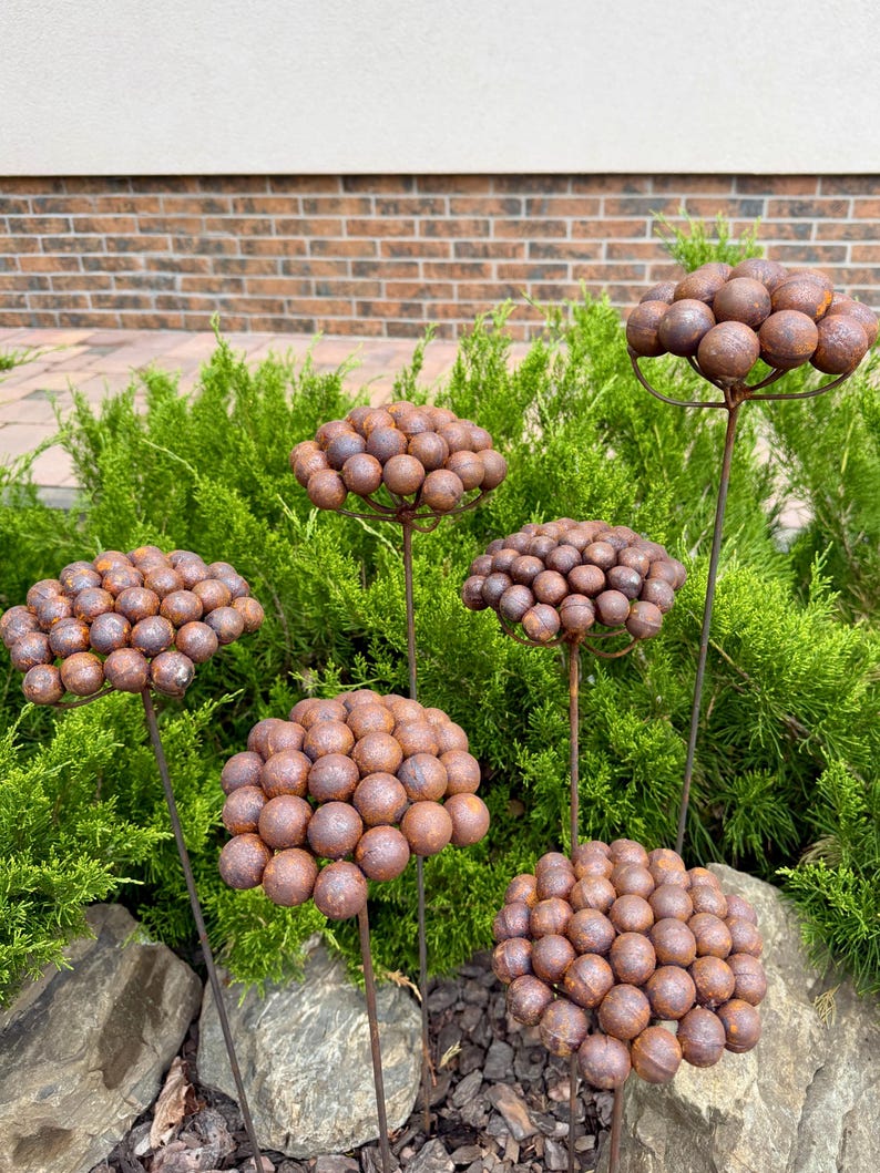 Set of 6 Rusty Metal Flower Stakes – Rusted Steel Garden Sculptures ...