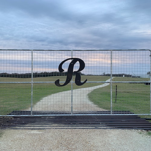 Single Letter Gate Initial Metal Monogram for Entryway - Etsy