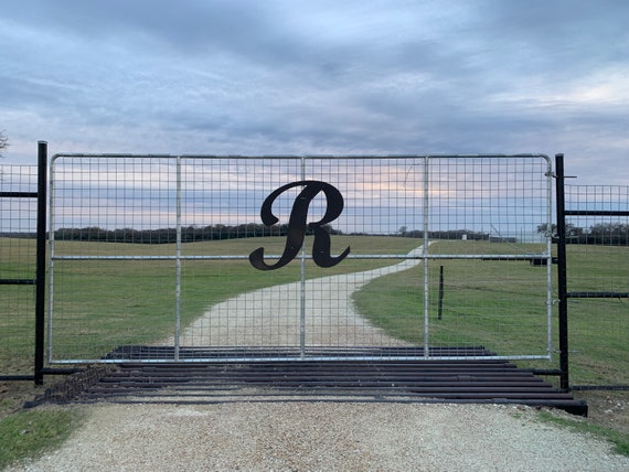 Single Letter Gate Initial Metal Monogram for Entryway - Etsy
