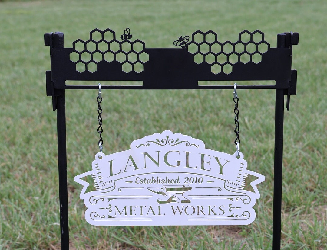Handcrafted Metal Garden Sign Holder With Bee Design - Etsy