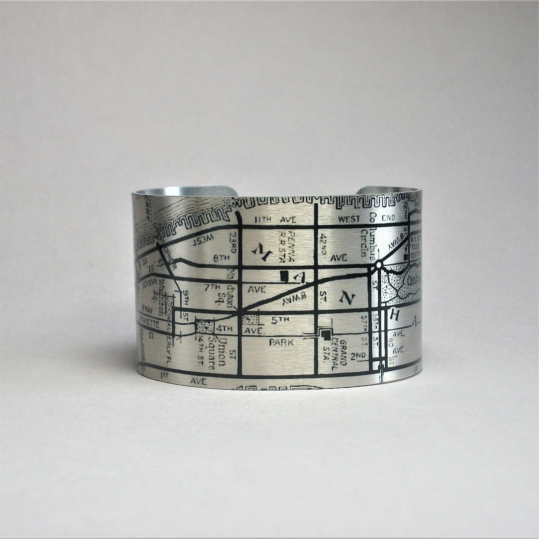 Vintage New York City Map Cuff Bracelet, Manhattan Travel Gift for Men ...