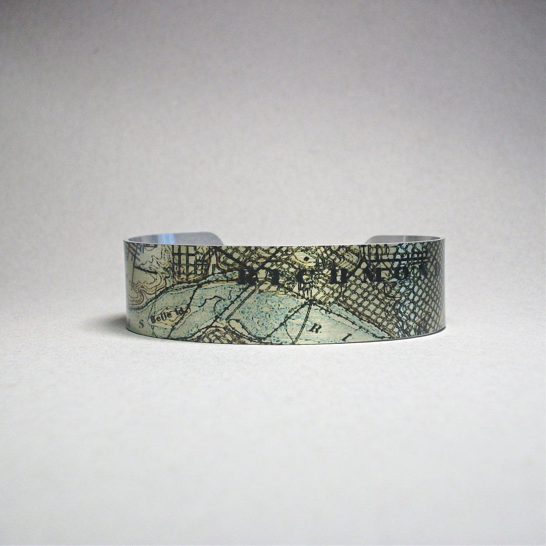 Richmond Virginia Map Cuff Bracelet, Vintage Style Hometown Jewelry - Etsy