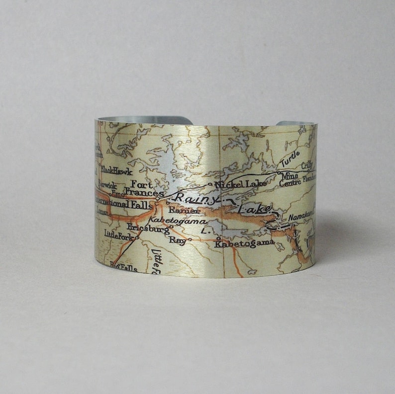 International Falls Minnesota Ontario Canada Map Cuff Bracelet - Etsy