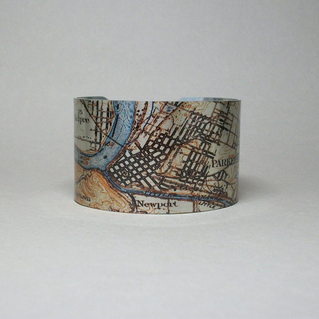 Parkersburg West Virginia Cuff Bracelet Unique Hometown Gift for Men or ...