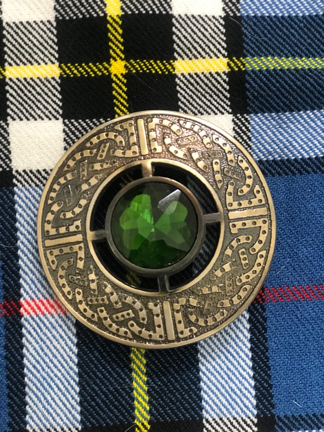 Celtic Knot Kilt Brooch: Scottish Thistle Design, Antique Finish, 3 ...