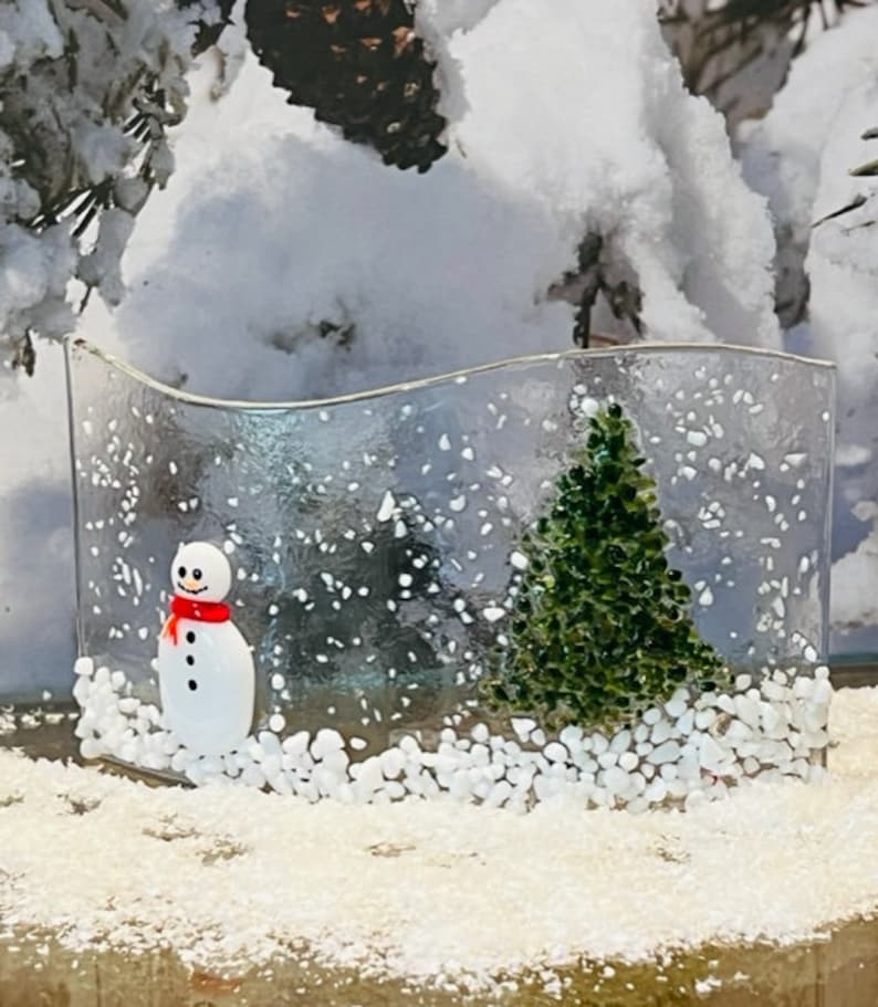 Fused Glass Winter Scene: Curved Snowman Art, Holiday Decor - Etsy