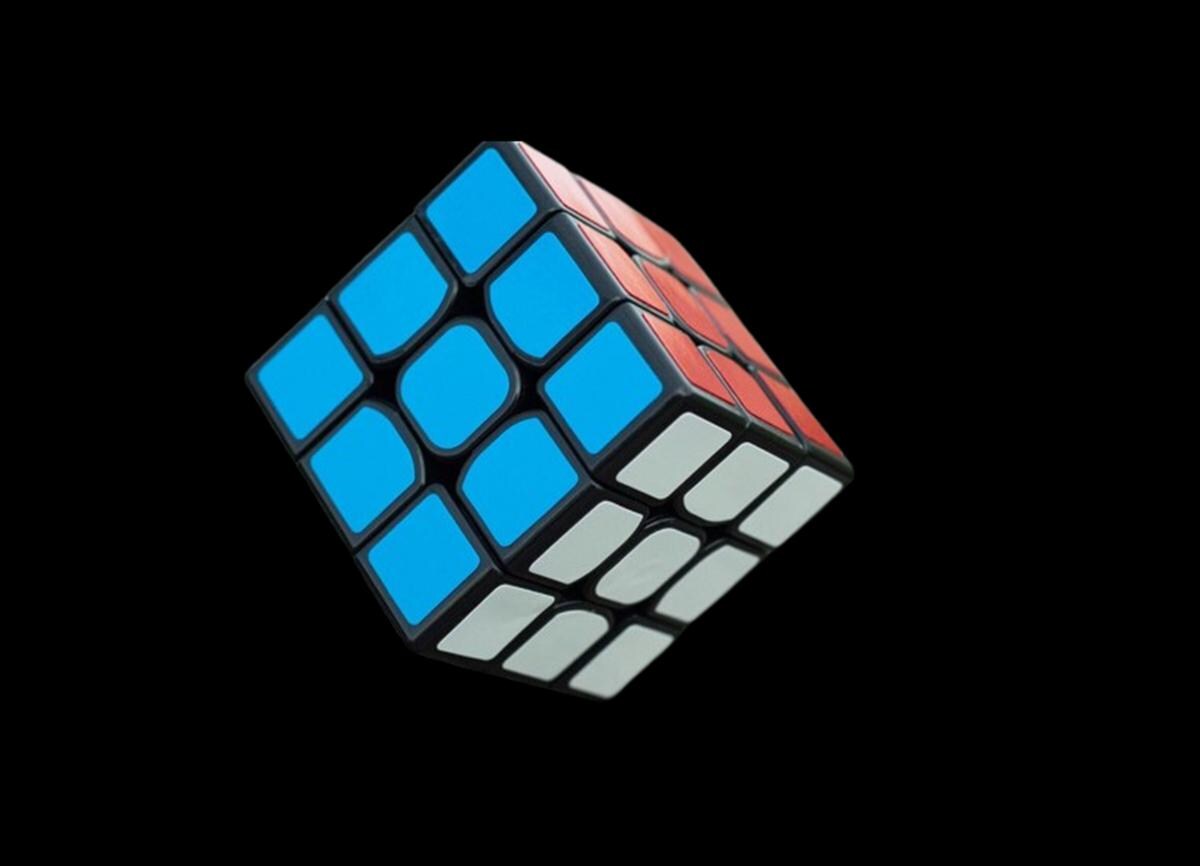 Cube, the Original 3x3 Colour-matching Puzzle Game Classic Problem ...