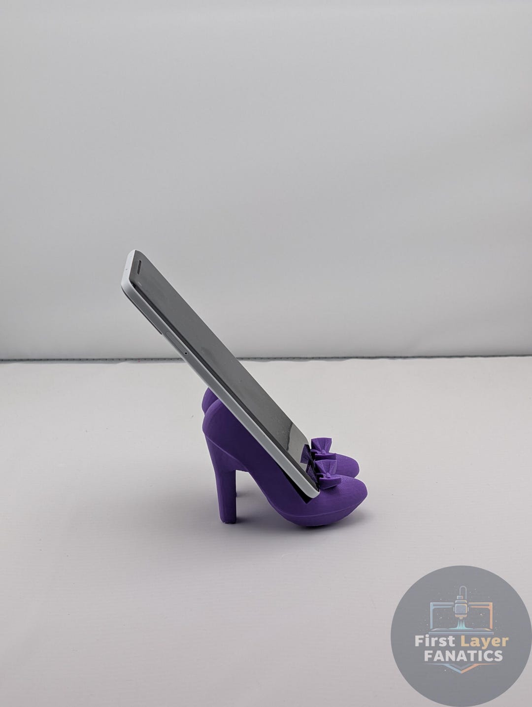High Heel Phone Stand | Chic Desk Accessory, Fashionista Gift, 3D ...