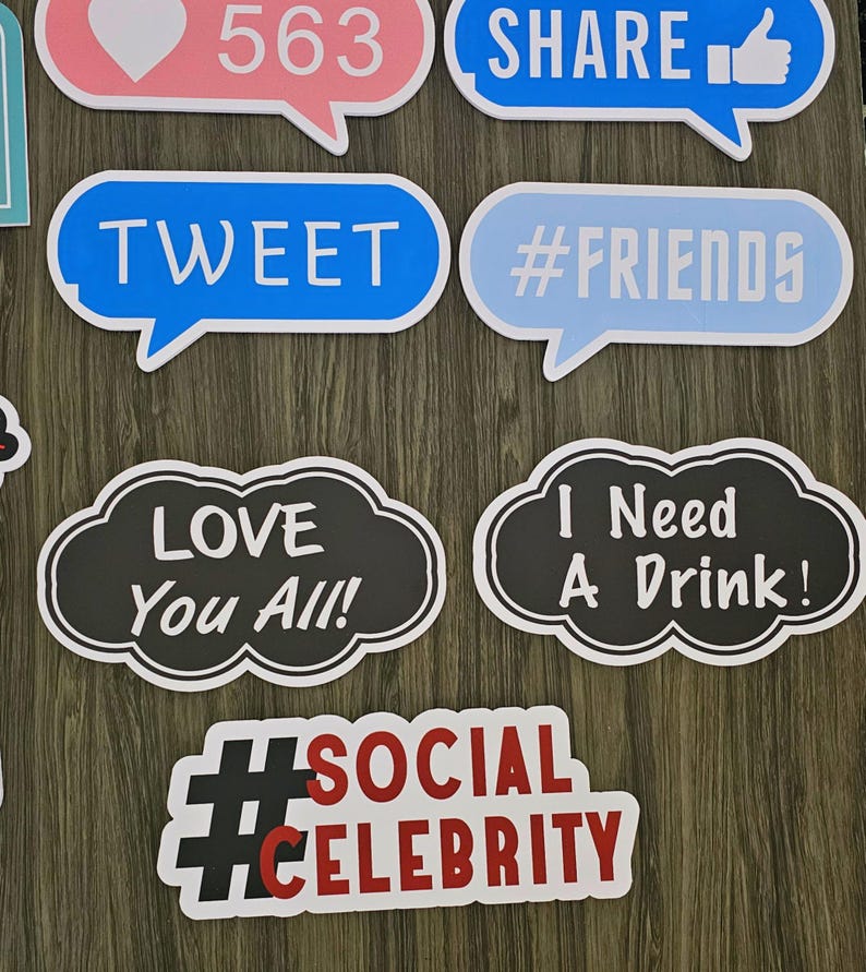 20designs, 12pcs Social Photo Booth Pvc Props Kit, Photobooth, Selfie ...