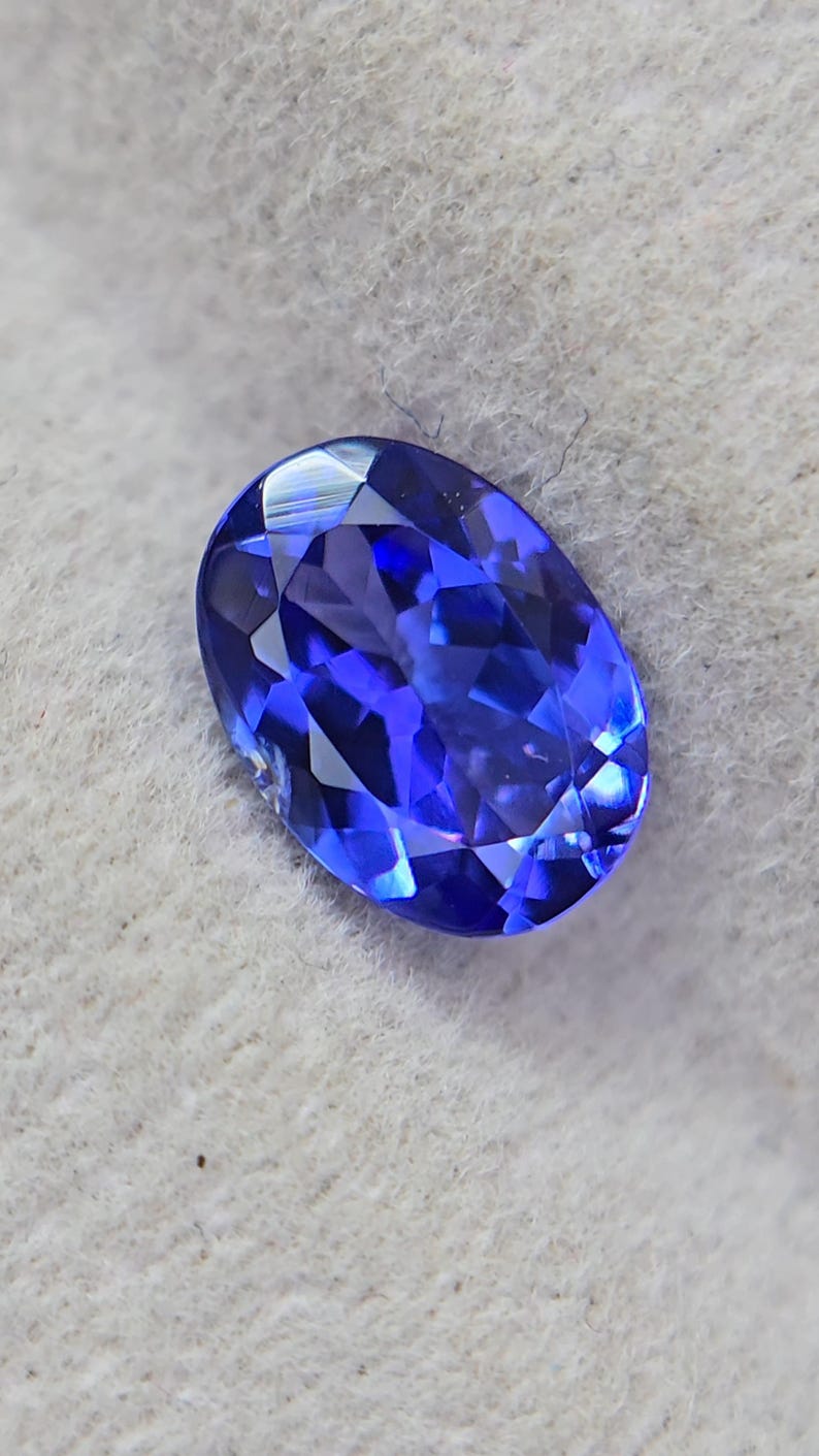 SD Colour Natural Violet Blue Tanzanite 7x5 Mm Oval Shape Faceted Loose ...