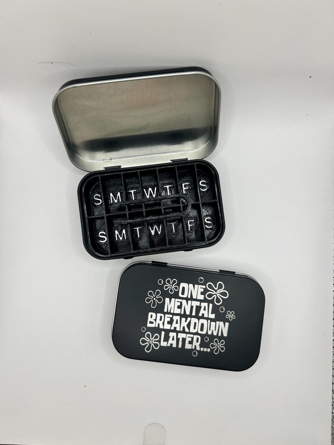 Altoids-style Pill Organizer Tin With 7 Day AM/PM Insert & Tweezer ...