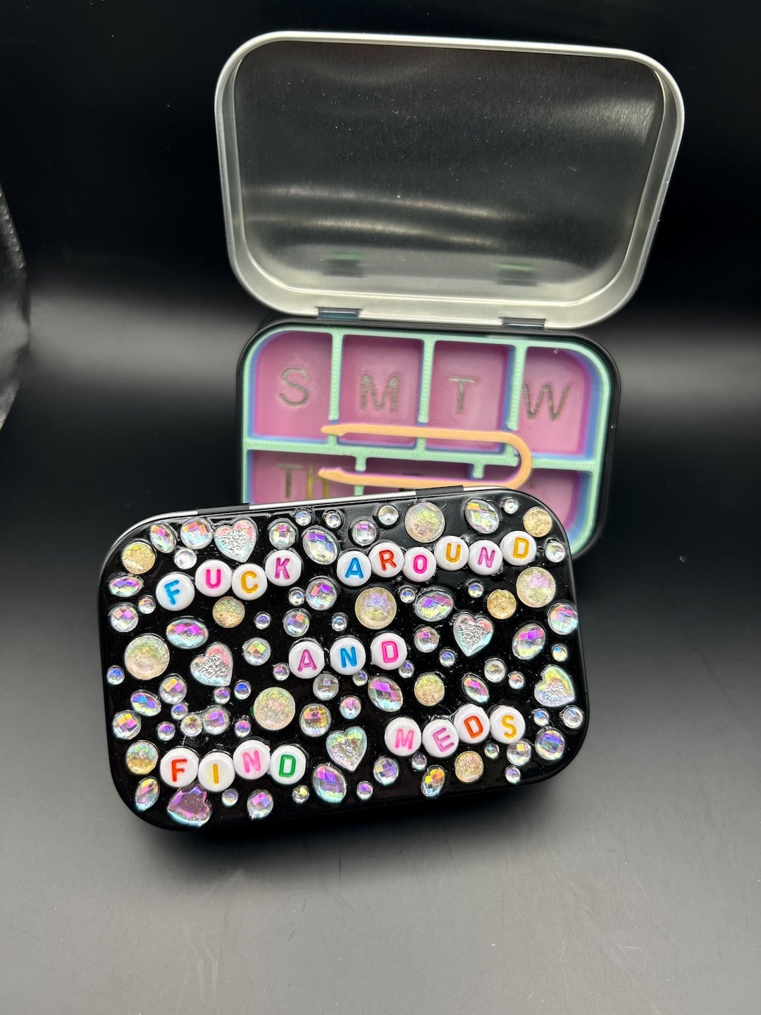 Altoid-style Decorated/beaded Pill Organizer Tin With 7 Day AM/PM ...
