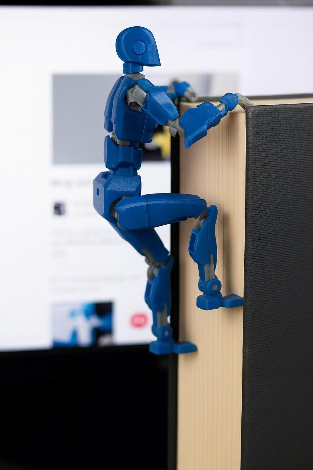 DIY Articulated Robot Kit: Desk Decor Gift for Climbers - Etsy