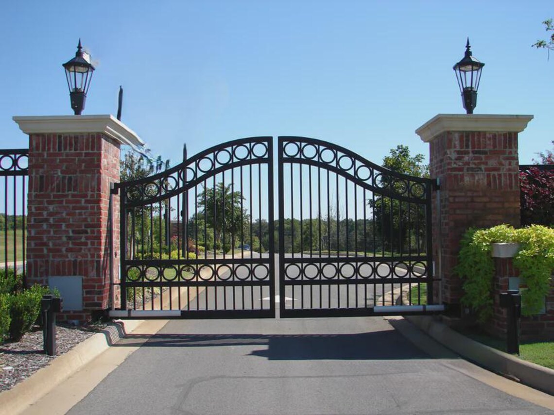 Driveway Metal Gate / Swing Gate - Simple Double Rings Design - MG0015 ...