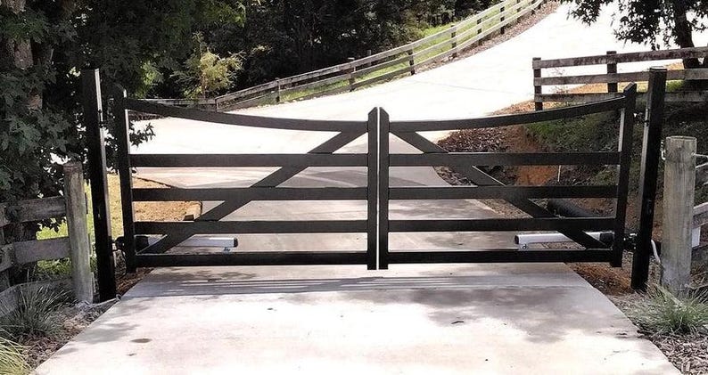Driveway Metal Gate / Swing Gate - Cowboy Farm Design - MG0018 - Etsy
