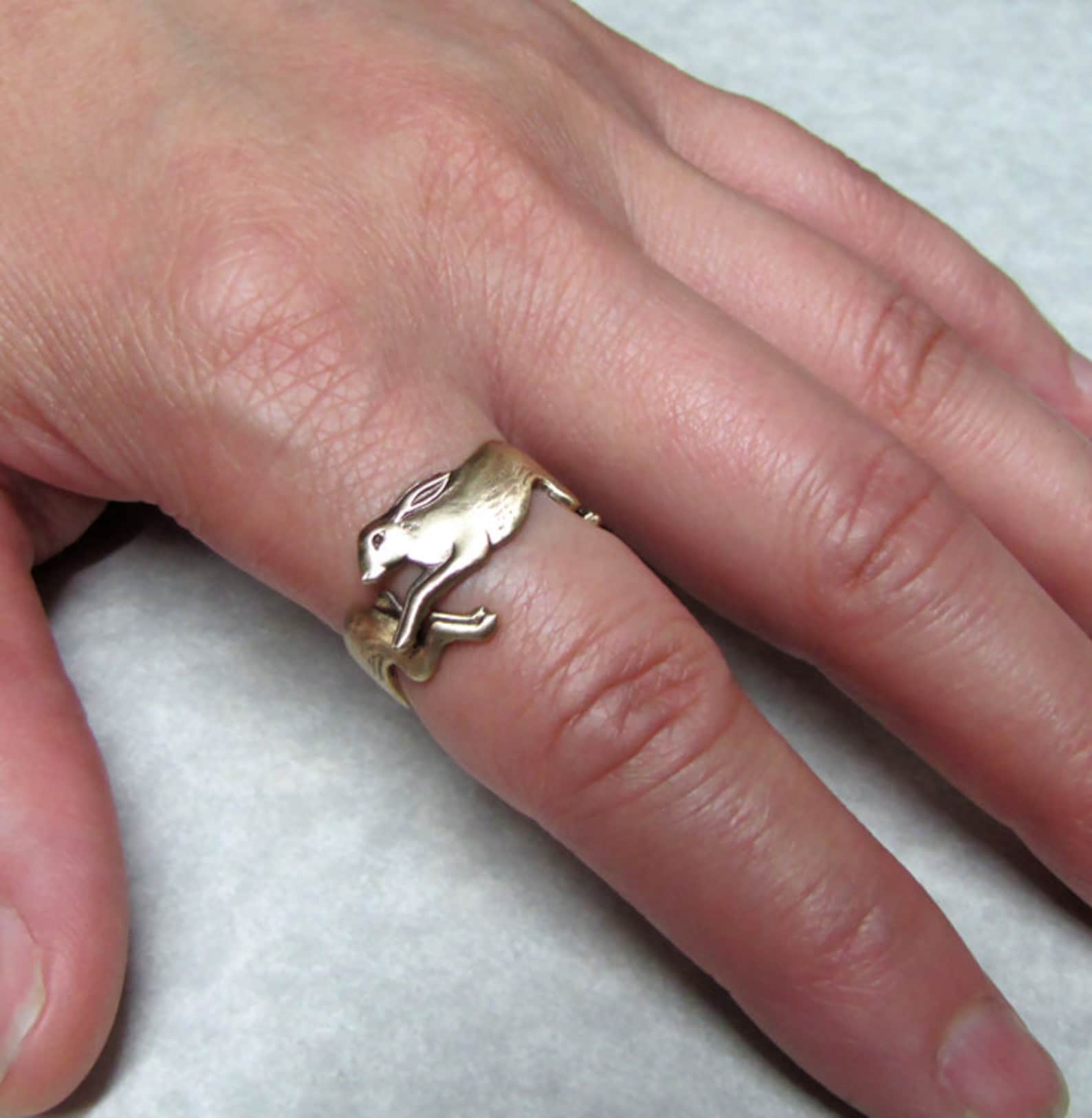 Running Rabbit Ring - Etsy