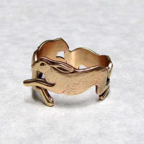 Running Rabbit Ring - Etsy