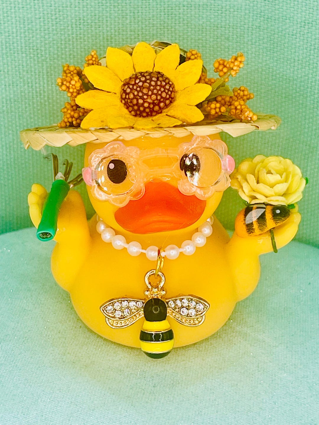 Gardener Rubber Duck With Ladybug: Jeep Ducking Car Accessory - Etsy