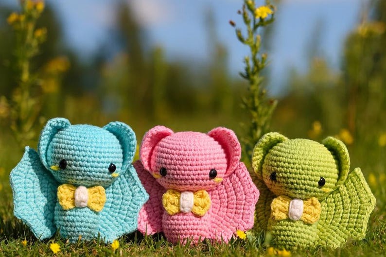 Mini Crochet Bat Plush – Amigurumi Bat Toy With Bow – Handmade ...