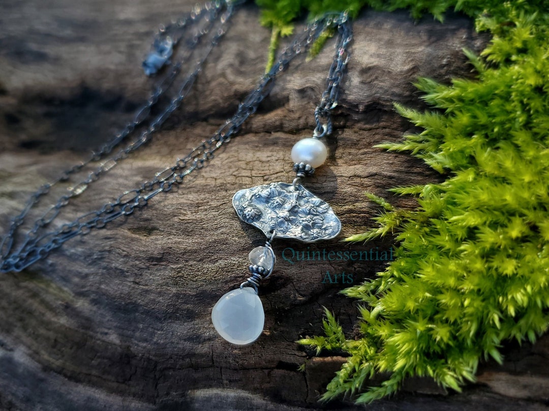 Achillea Millefolium - Yarrow Flowers - Pure Silver Pendant With ...