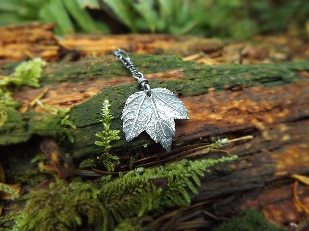 Acer Spp. Tiny Maple Leaf Pure Silver Real Botanical Leaf - Etsy