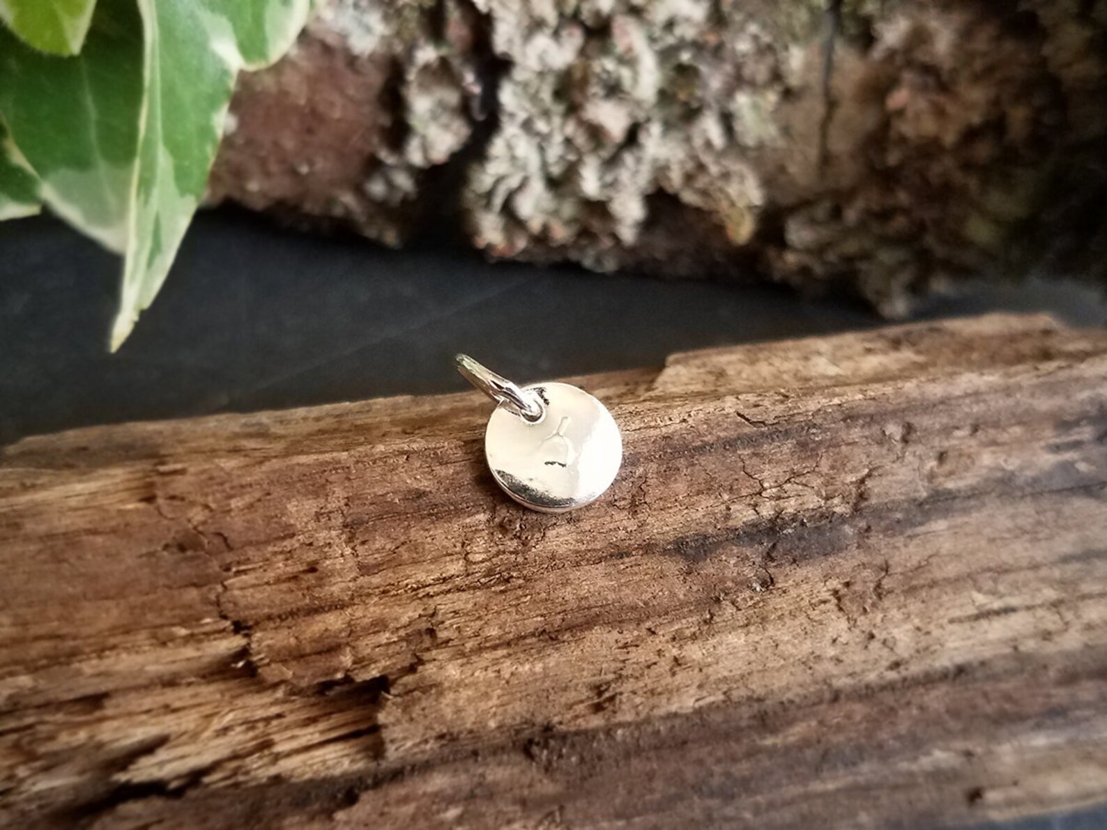 Tiny Achillea Millefolium Yarrow Petal Pure Silver Pendant - Etsy