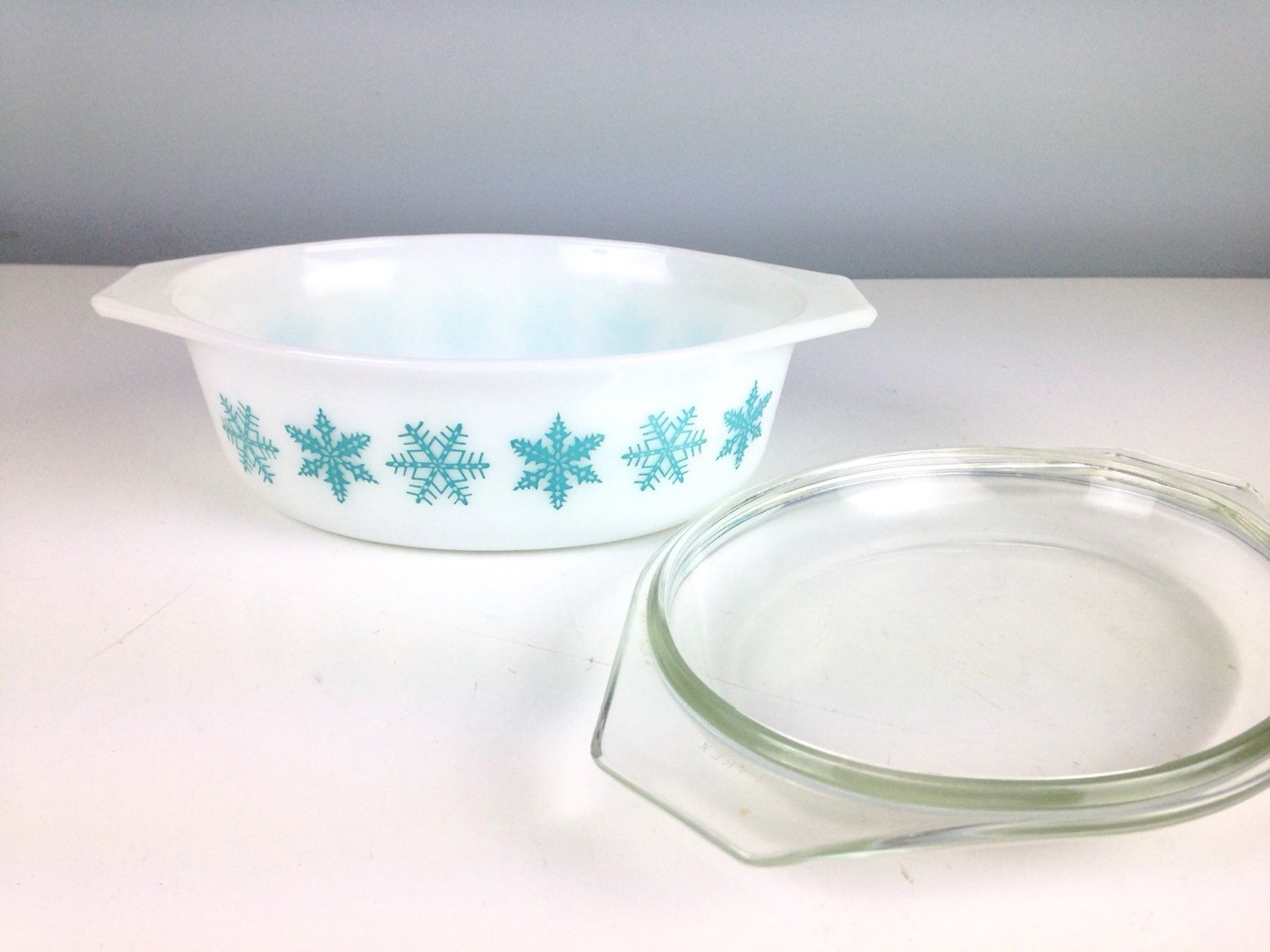 Vintage Pyrex Snowflake Casserole Dish With Lid Turquoise - Etsy