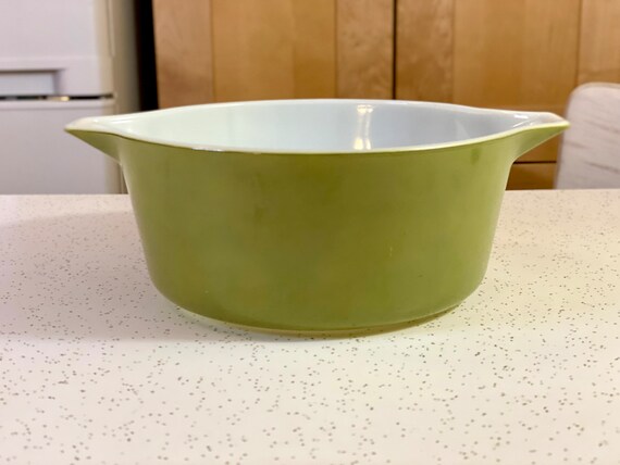 Vintage Pyrex Verde Green 2 1/2 Quart Round Casserole Dish - Etsy
