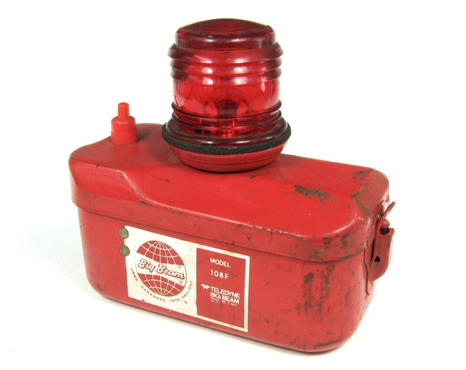 Vintage Emergency Red Light / Big Beam Model 108F / Industrial Home ...