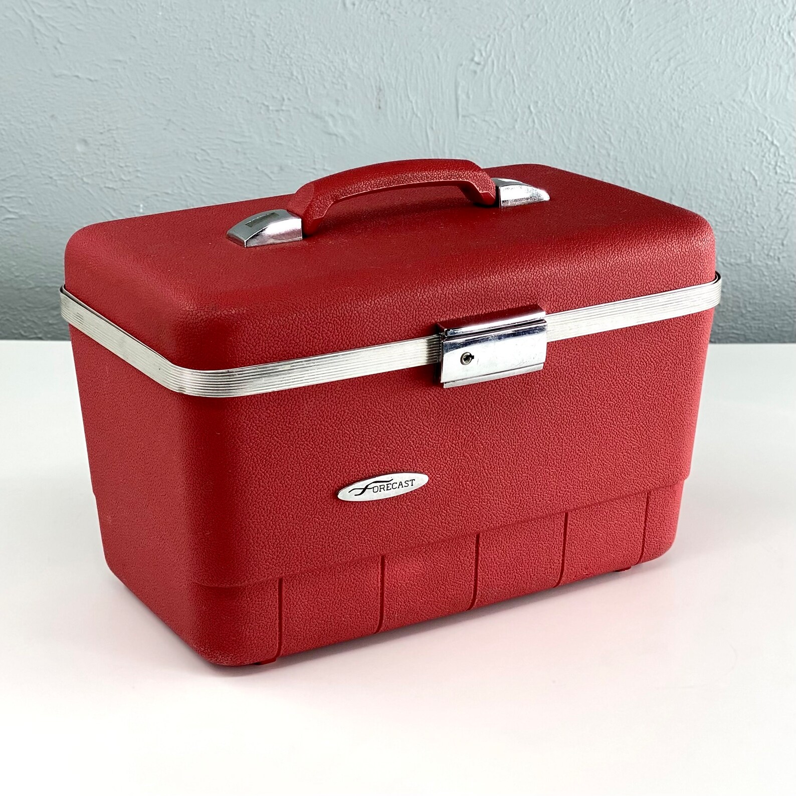 Vintage Forecast Red Train Case With Mirror, Very Good Condition (see ...