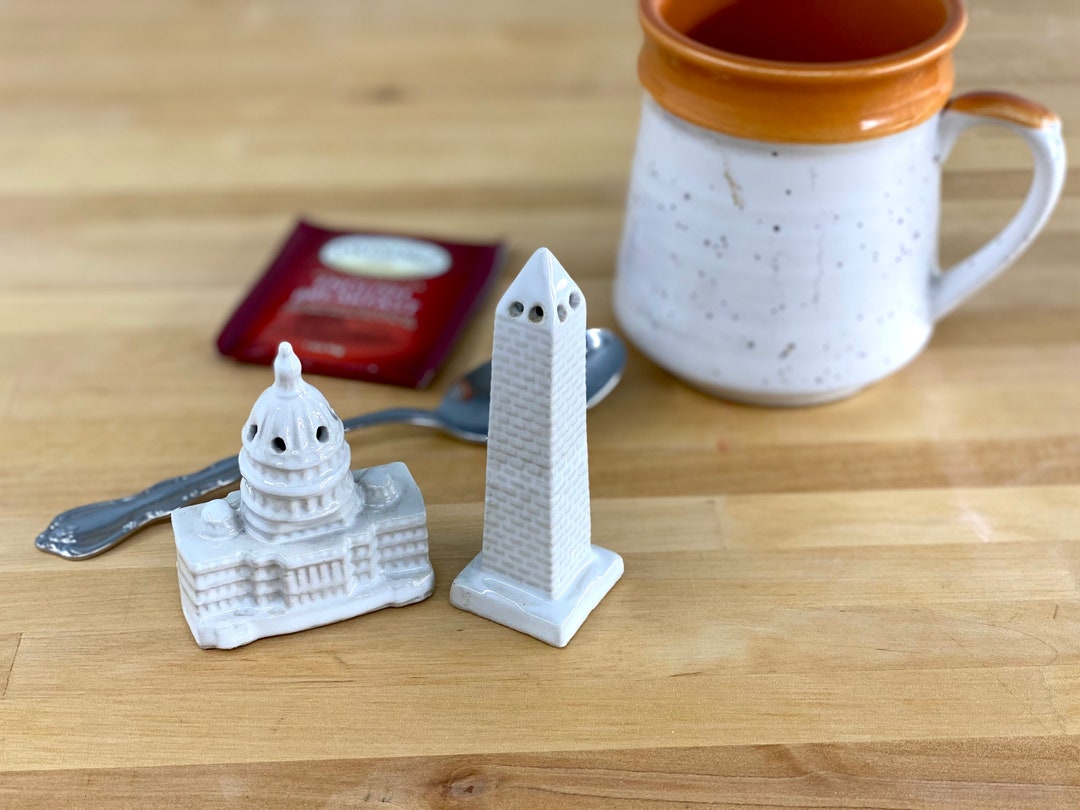 Vintage Washington DC Ceramic Salt and Pepper Shakers, S and P, Vintage ...