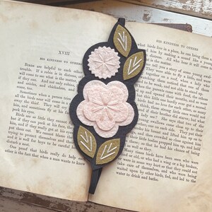 Pink Flower Bookmark With Elastic Band Bookish Gift for Booklovers ...