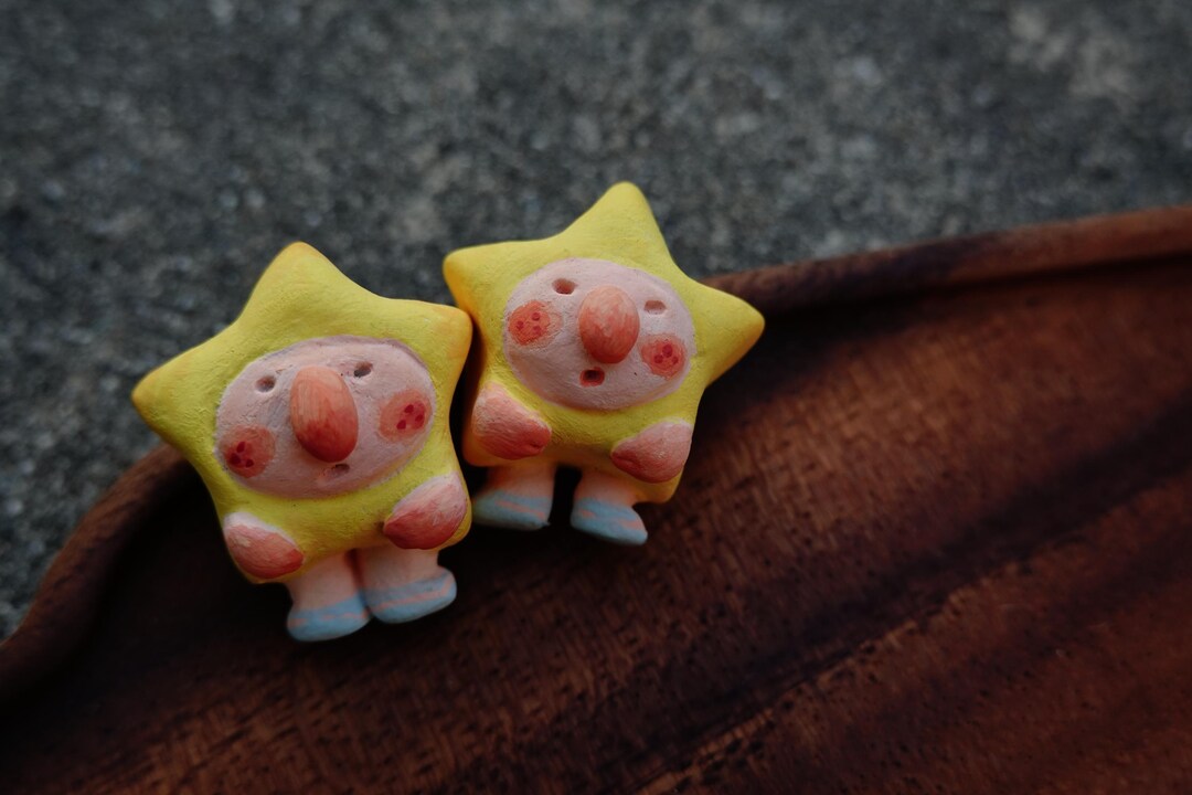 Handmade Clay Star Figurine Magnet – Cute Kawaii Christmas Wreath ...