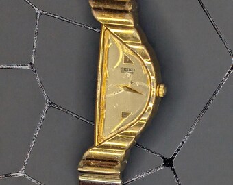Vintage SEIKO Half Moon Watch From Gold Tone Quartz Watch With New Battery. Fits 6.25” Wrist or ...
