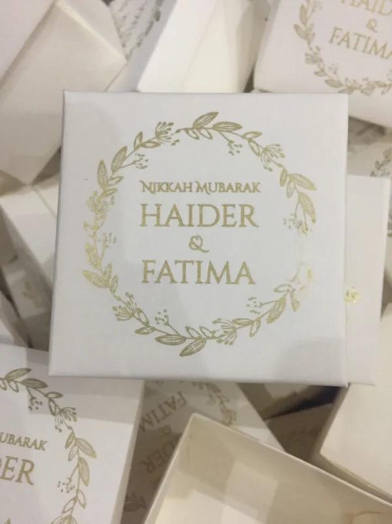 Personalized Nikkah Mubarak Gift Boxes: White & Gold Floral, Pack of 25 ...