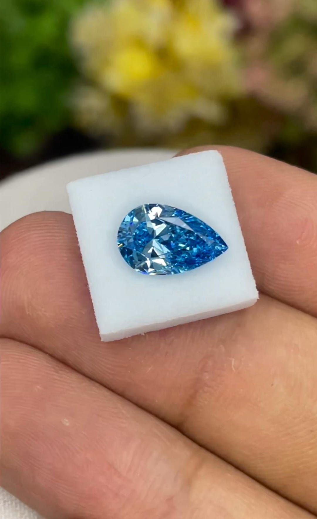 Lab Diamond 2 Carat Pear Cut VS1 Fancy Vivid Blue Color Diamond With ...