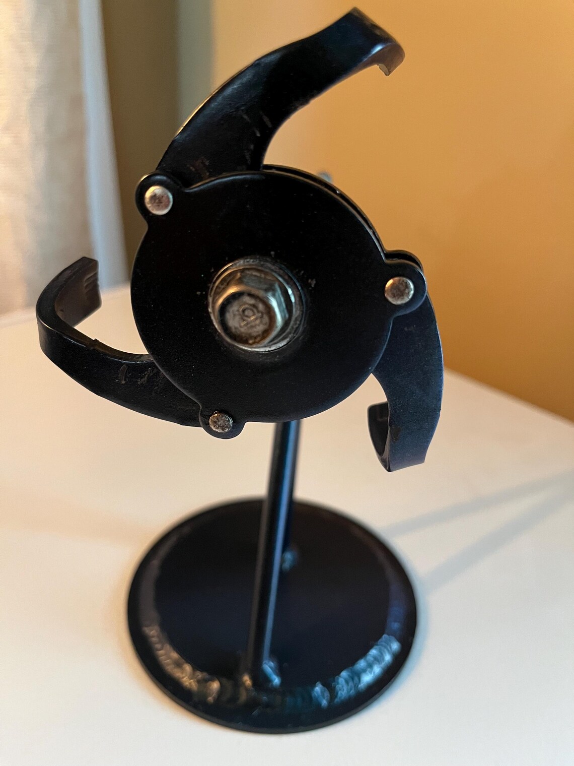 Spinform No. 1: Fidgeter - Motion Desktop Welded Sculpture for Adults ...