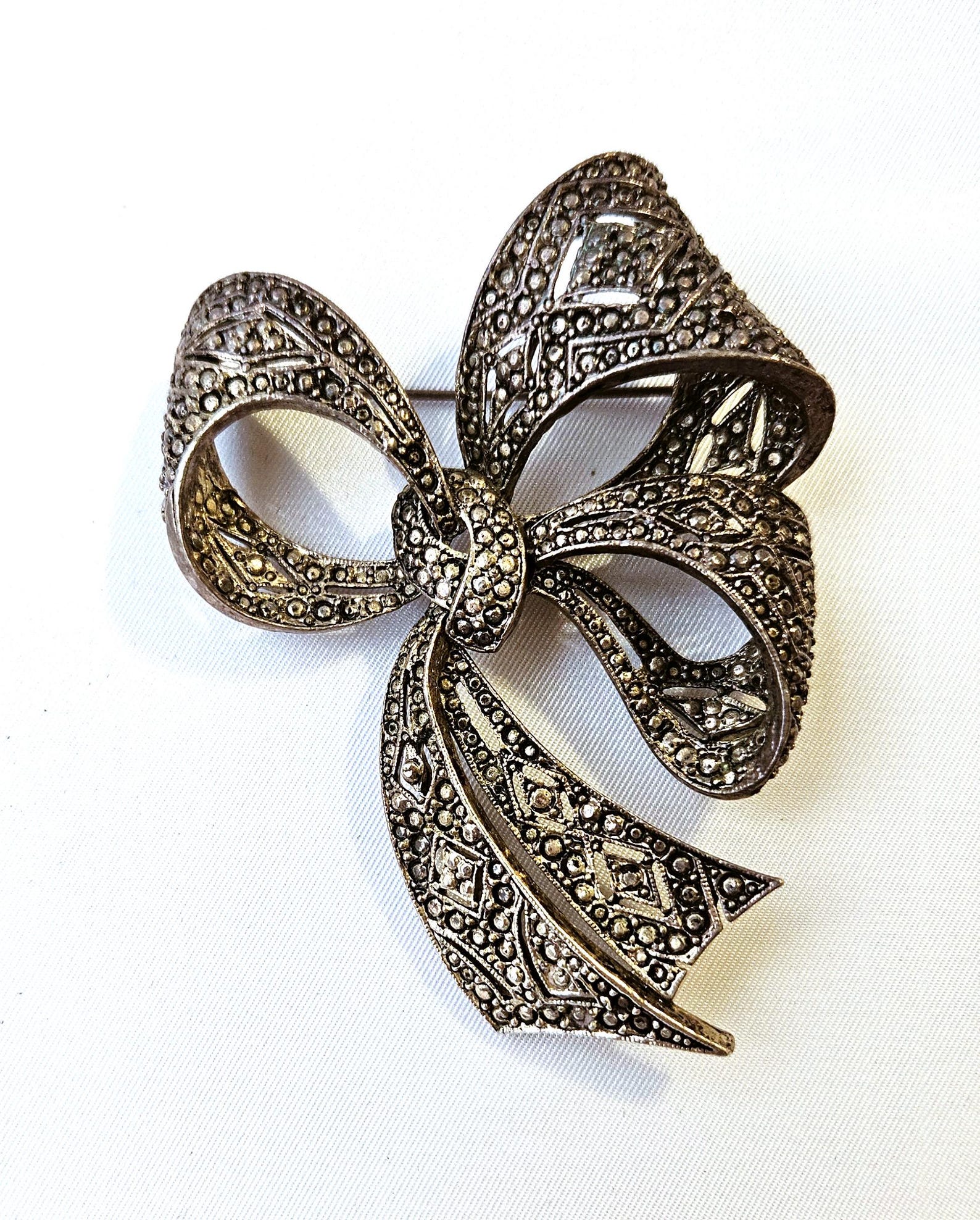 Vintage Heavy Metal Tied Bow Brooch Pin - Etsy